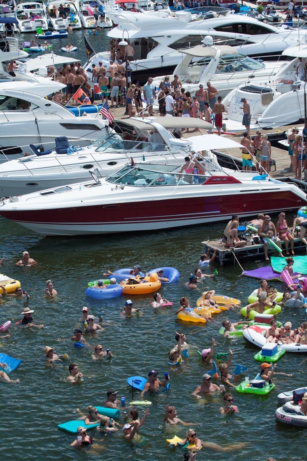Summerset Boat Lifts: The Lake's Largest Family Boating Event