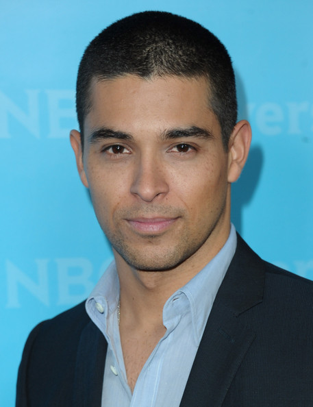 Super Hollywood: Wilmer Valderrama Profile And Pictures