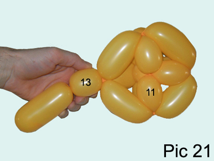 CLASSICAL: One balloon dreidel