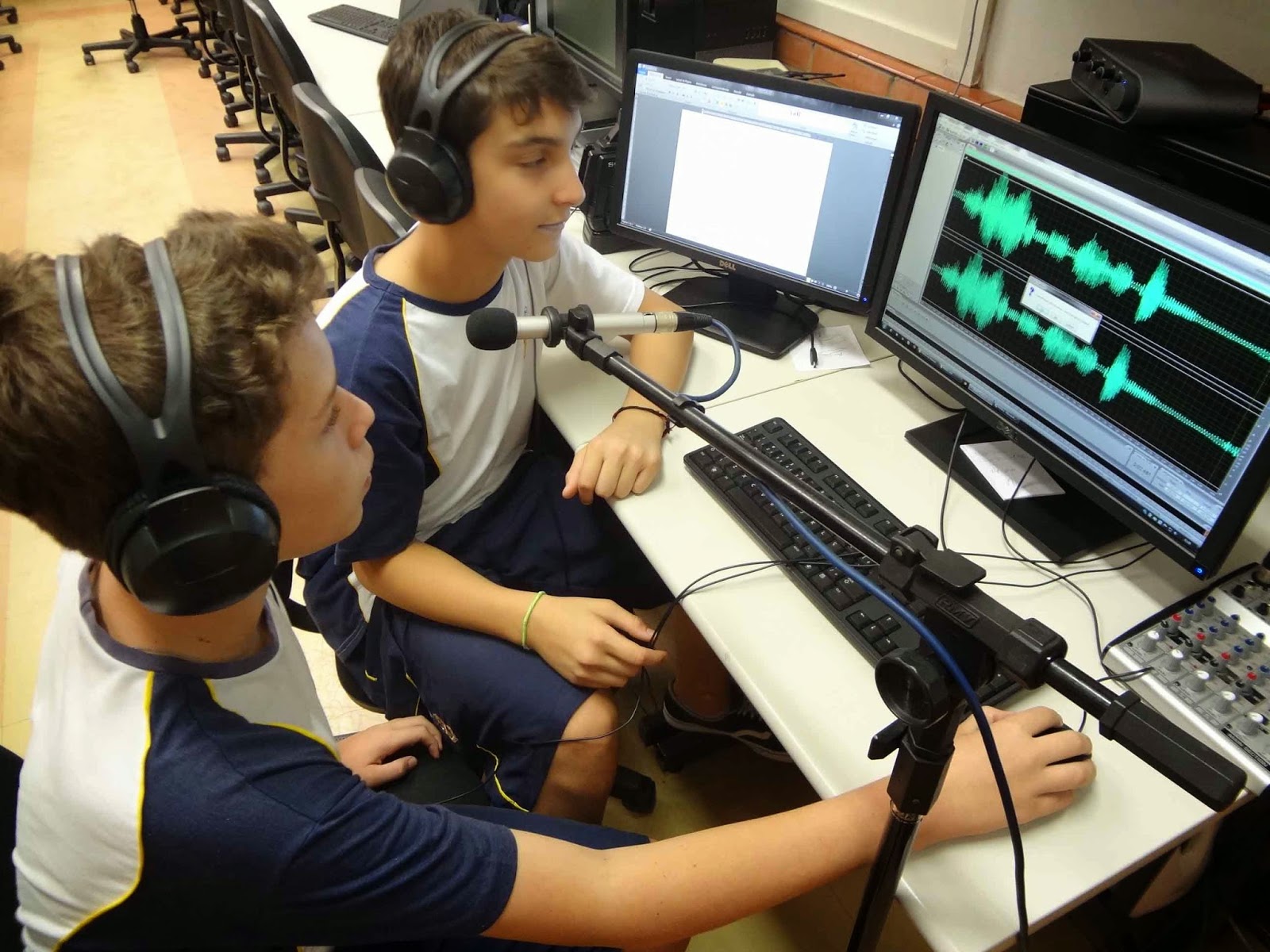 Rádio Escola ~ Mais Educação JDV Bela Cruz