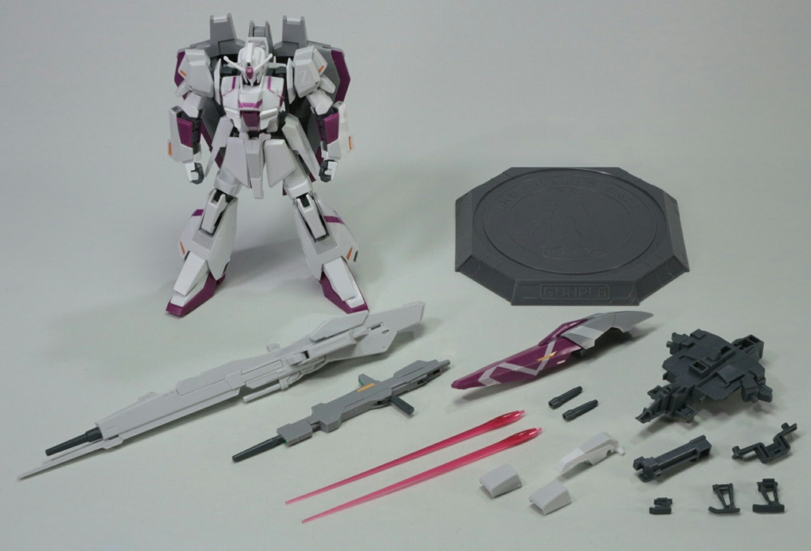 [ Review ] - HGUC 1/144 - Zeta III The Gundam Base Limited