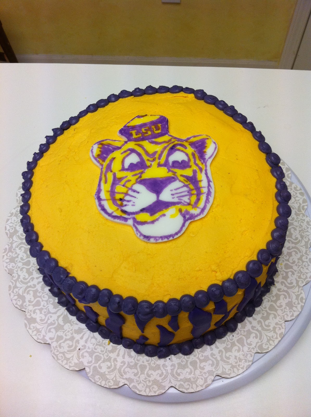 Gingerly Created Confections: Vintage LSU Tiger Cake