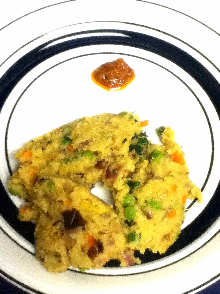 Food Art Gossip and More....: Rava/Suji Upma(Non traditional way)