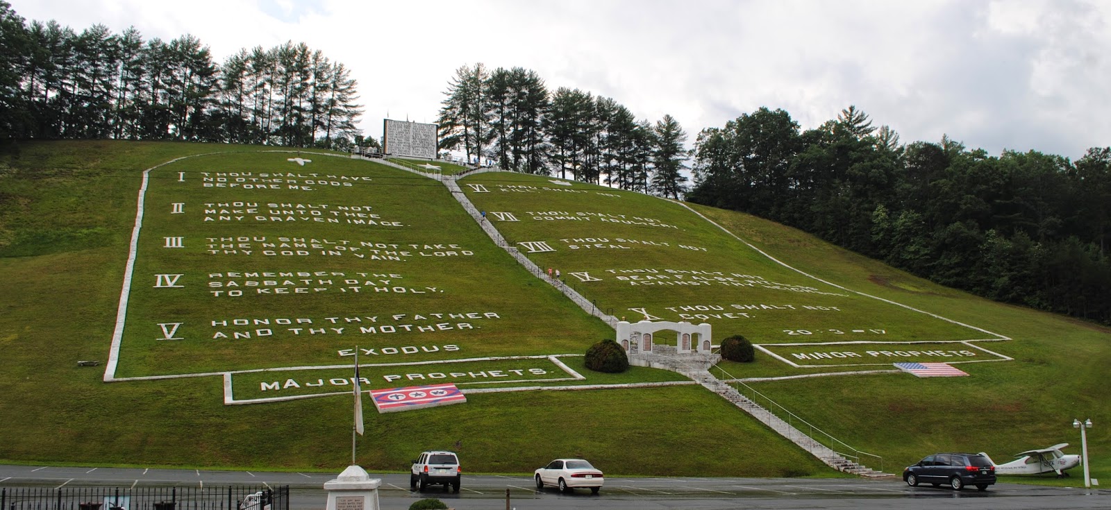 The Carpetbagger: Fields of the Wood: World's Largest Ten Commandments