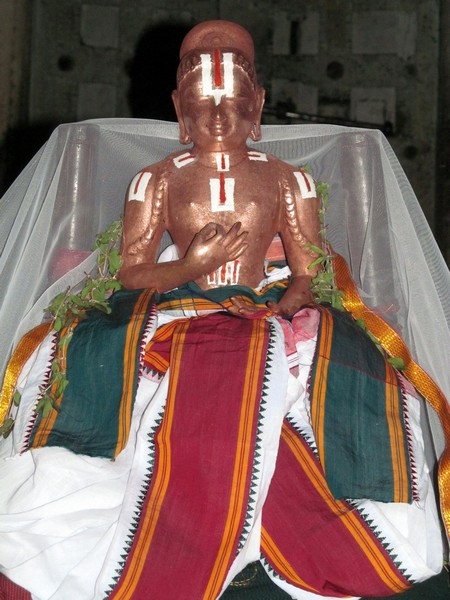 Kairavini karaiyinile - திரு அல்லிக்கேணி குளக்கரையோரம்: Irapathu ...