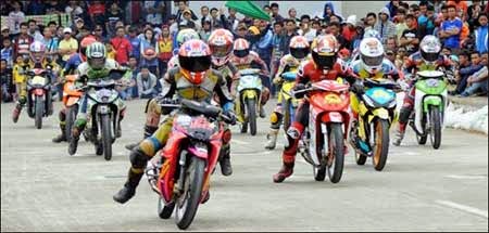 Gambar Motor Road Race di Kejuaraan Nasional | Koleksi Gambar Motor