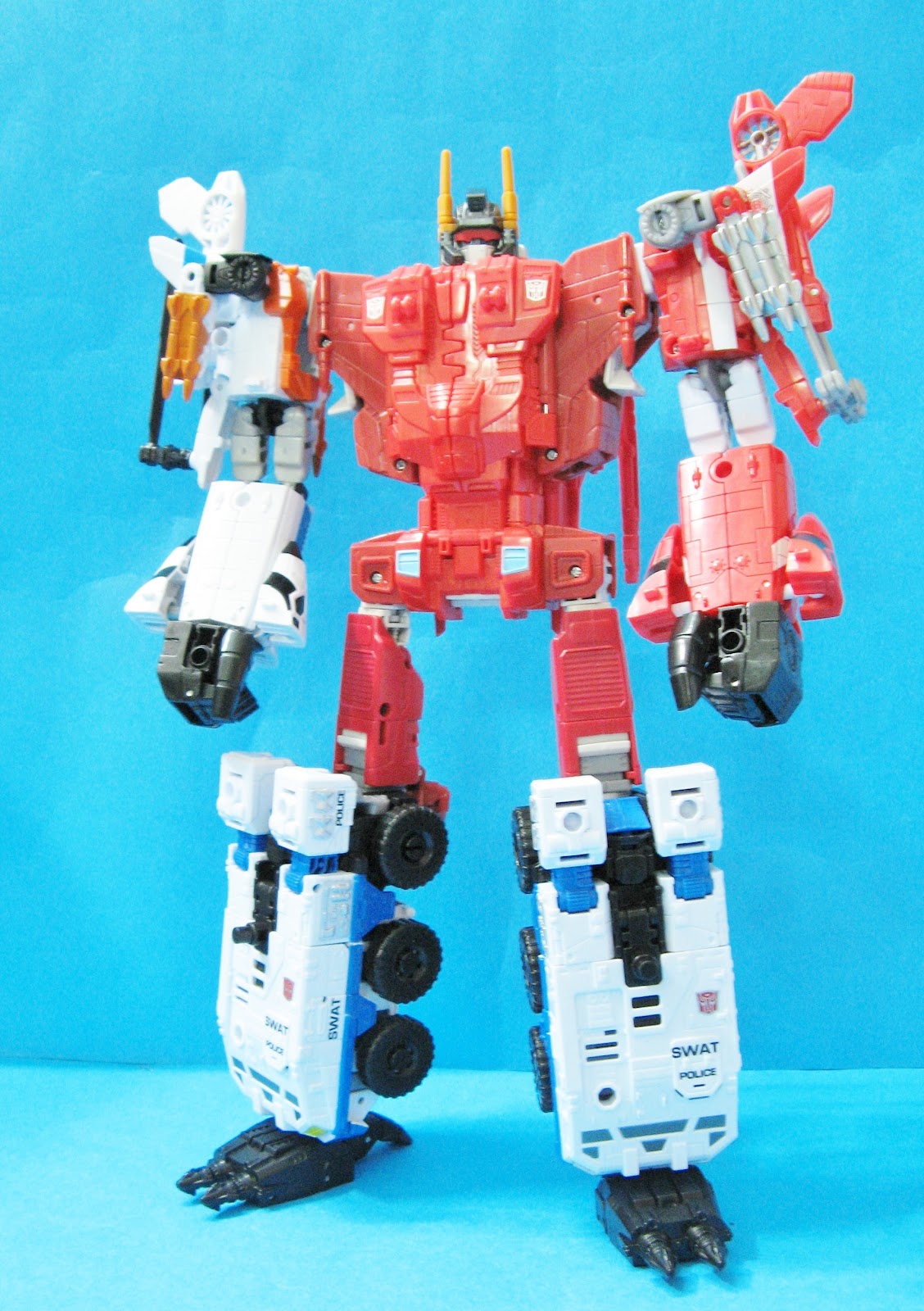 Transformers Generations Combiner Wars ALPHATRON/BETATRON(IDW) 變形金剛世代合體 ...