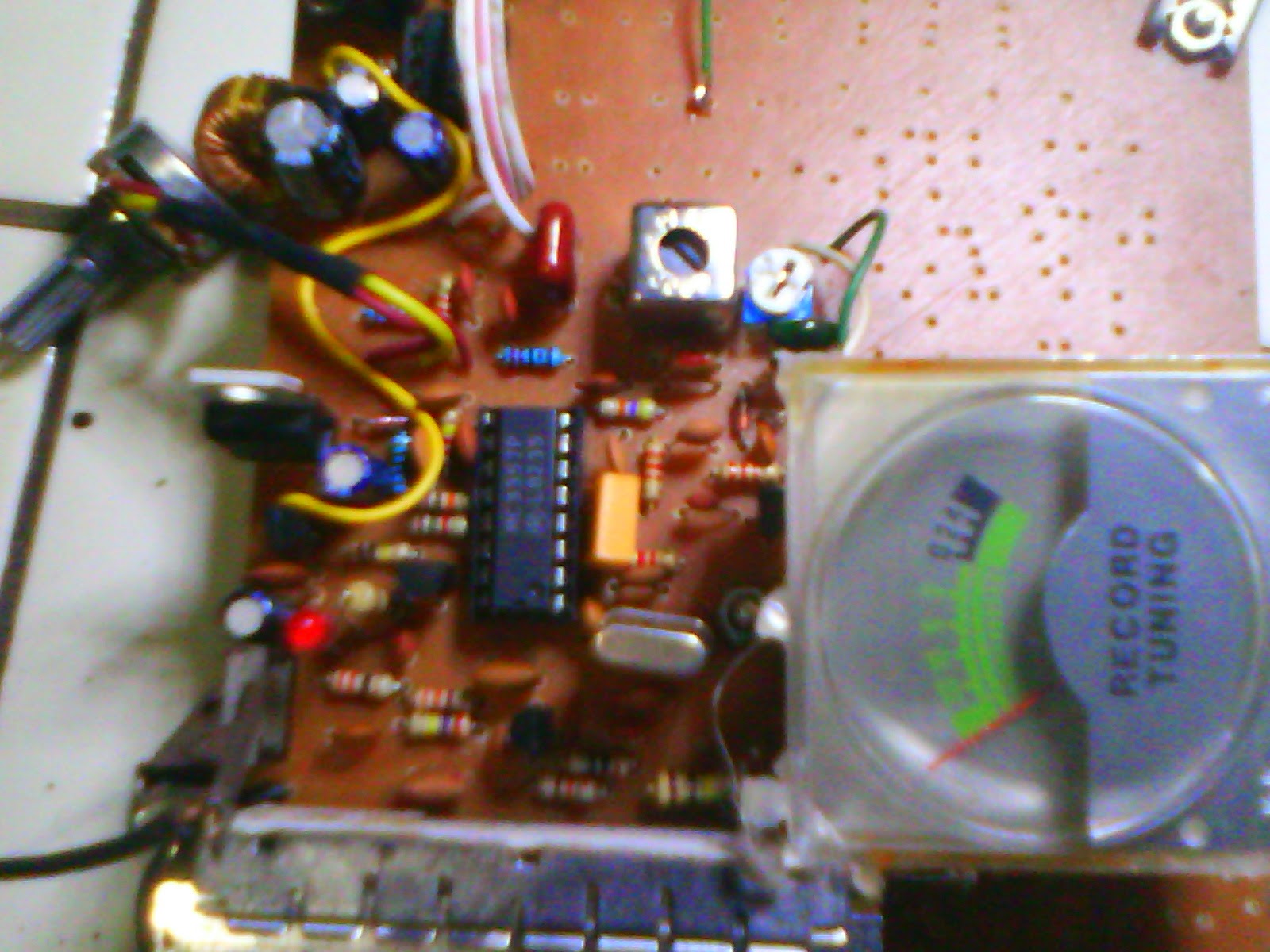 elektronika-analog: Receiver NBFM menggunakan IC MC3357