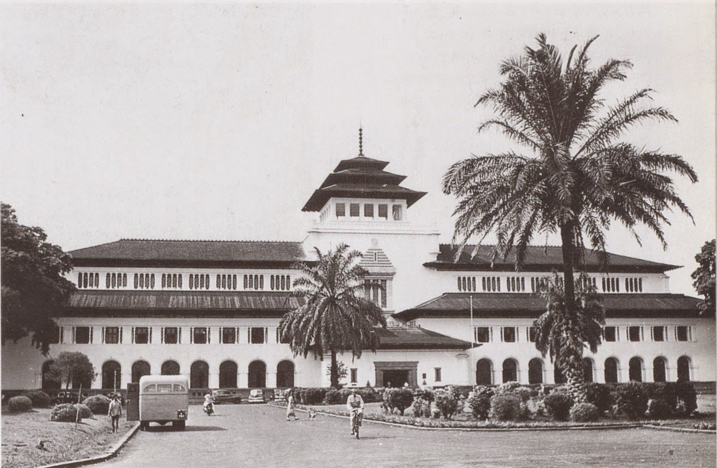 Bandung tempo dulu: Sejarah singkat Gedung sate