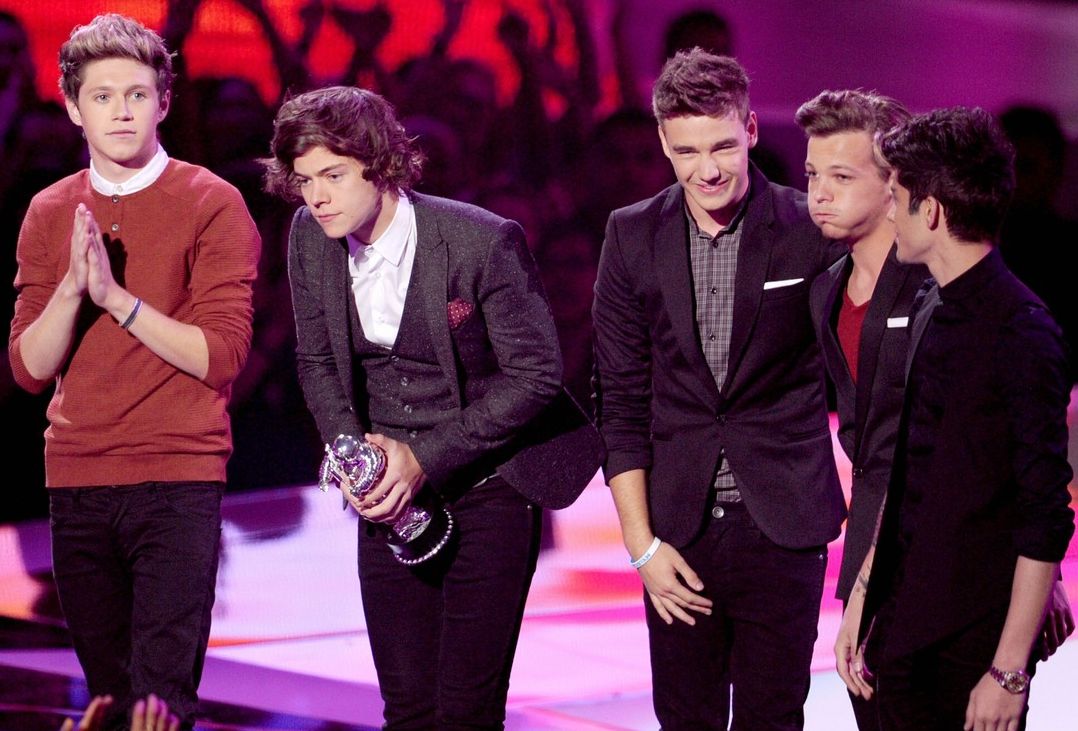 One Direction: One Direction at the VMA'S.