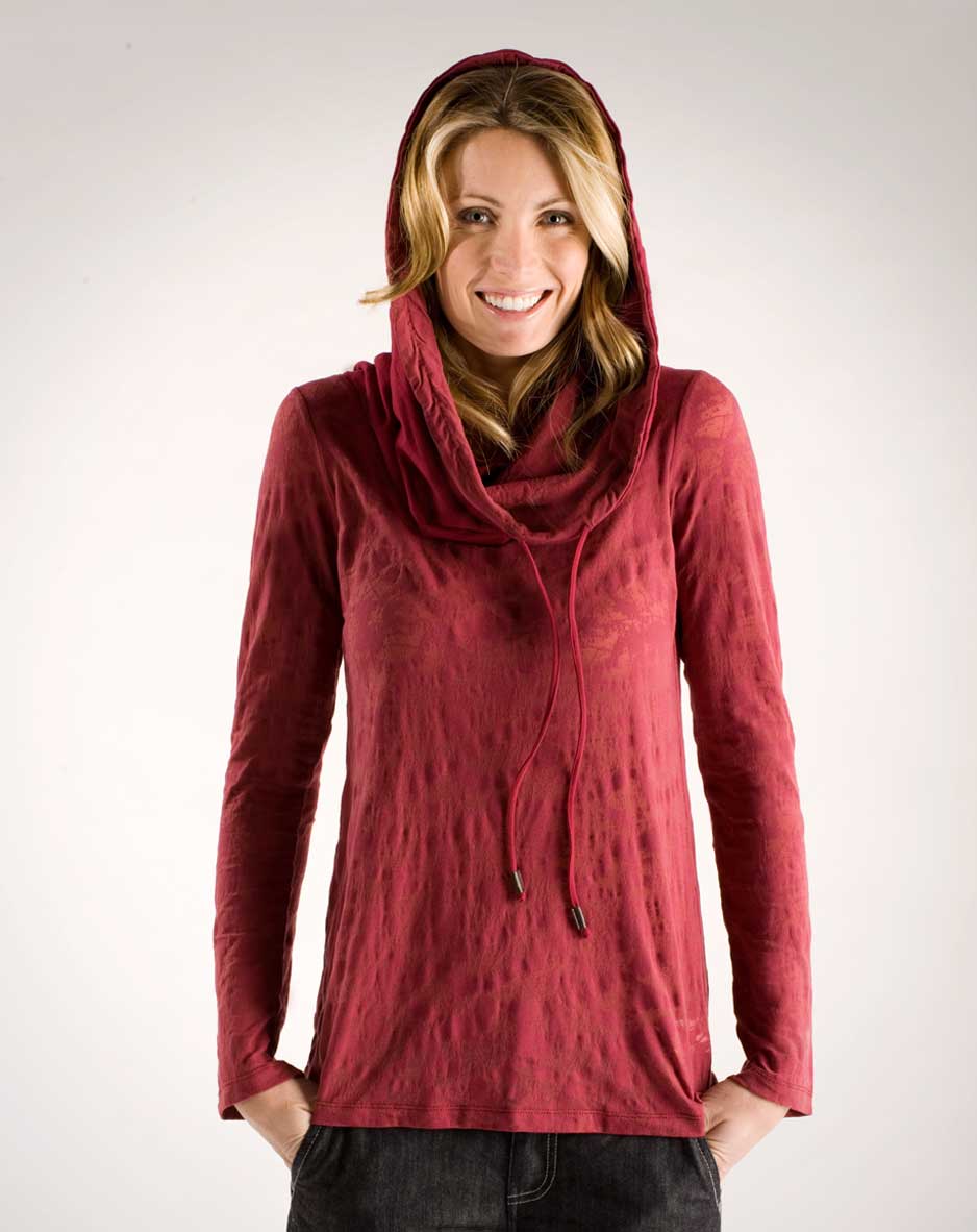 Fashion Scoop: Lole is Back at Helena's