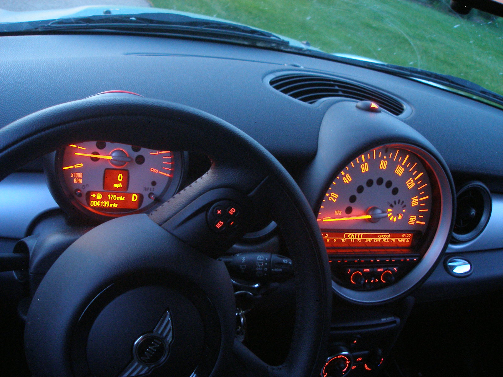 JSH's Visual Slushpile: Mini Cooper Dashboard