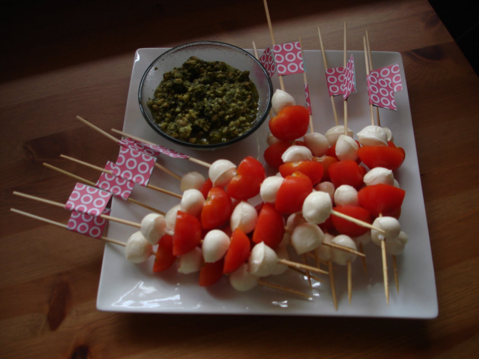 Jarrah Jungle: Cherry Tomato & Bocconcini Skewers with Pesto