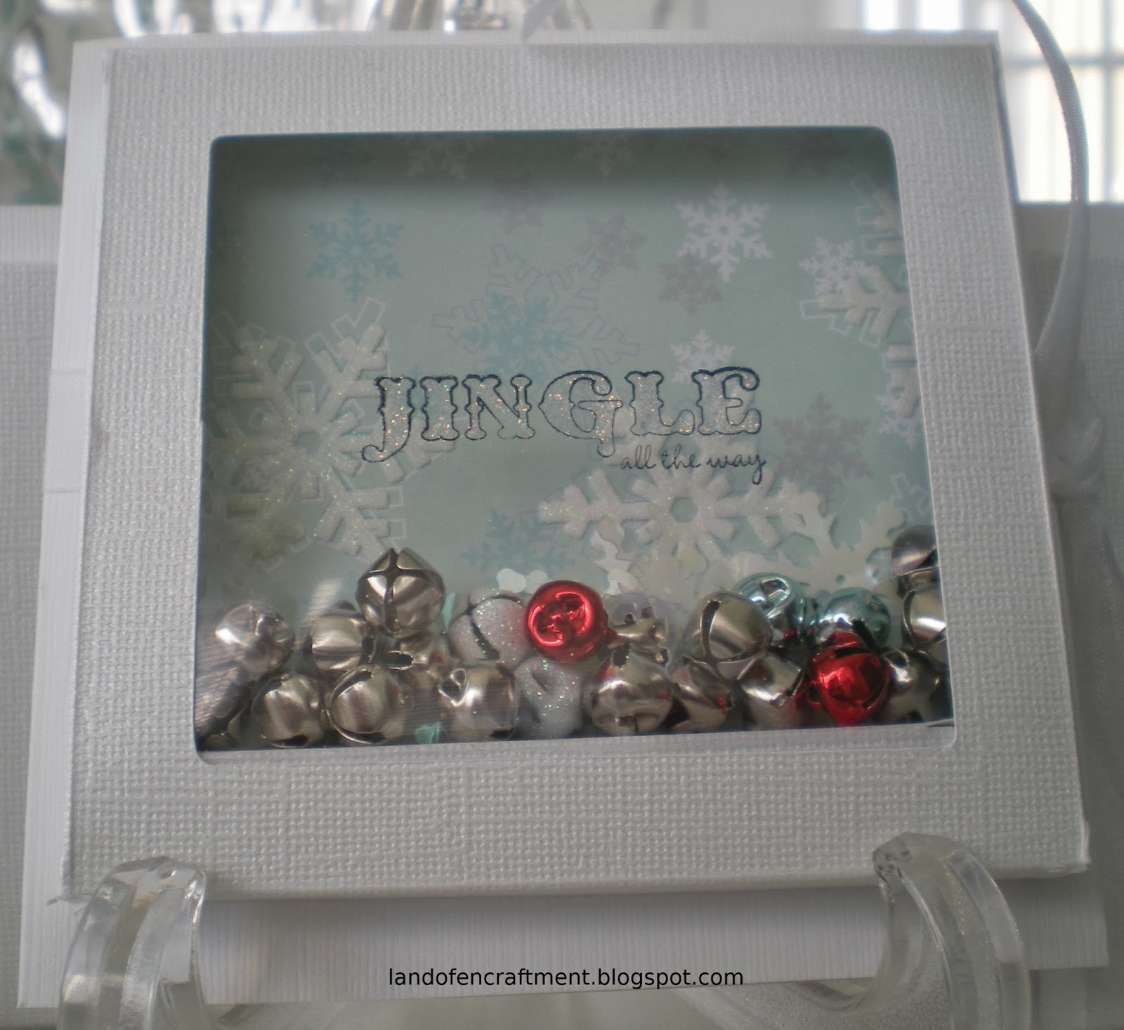 Land of Encraftment: Jingle Bell Shaker Box Invites!