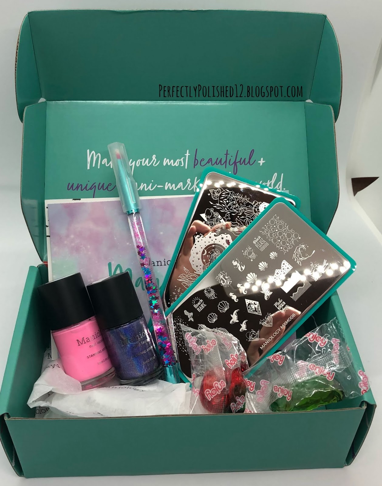 Perfectly Polished 12: Maniology Mani x Me May Box