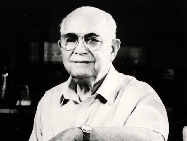 Los Angeles Morgue Files: Guitar Inventor Leo Fender 1991 Fairhaven ...