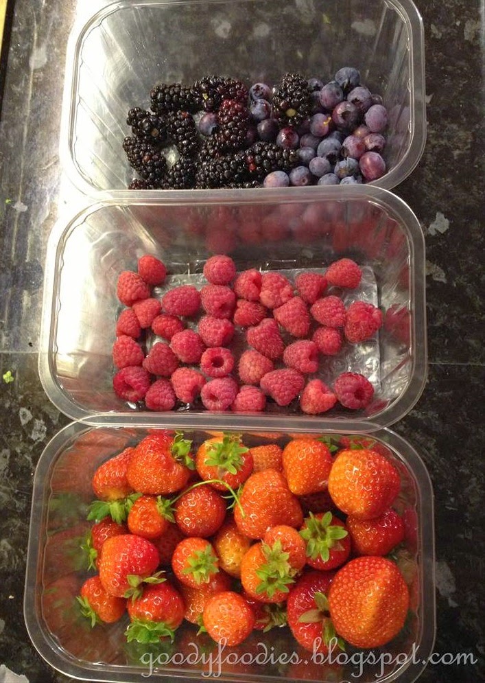 GoodyFoodies: Charleton Fruit Farm, Montrose, Scotland