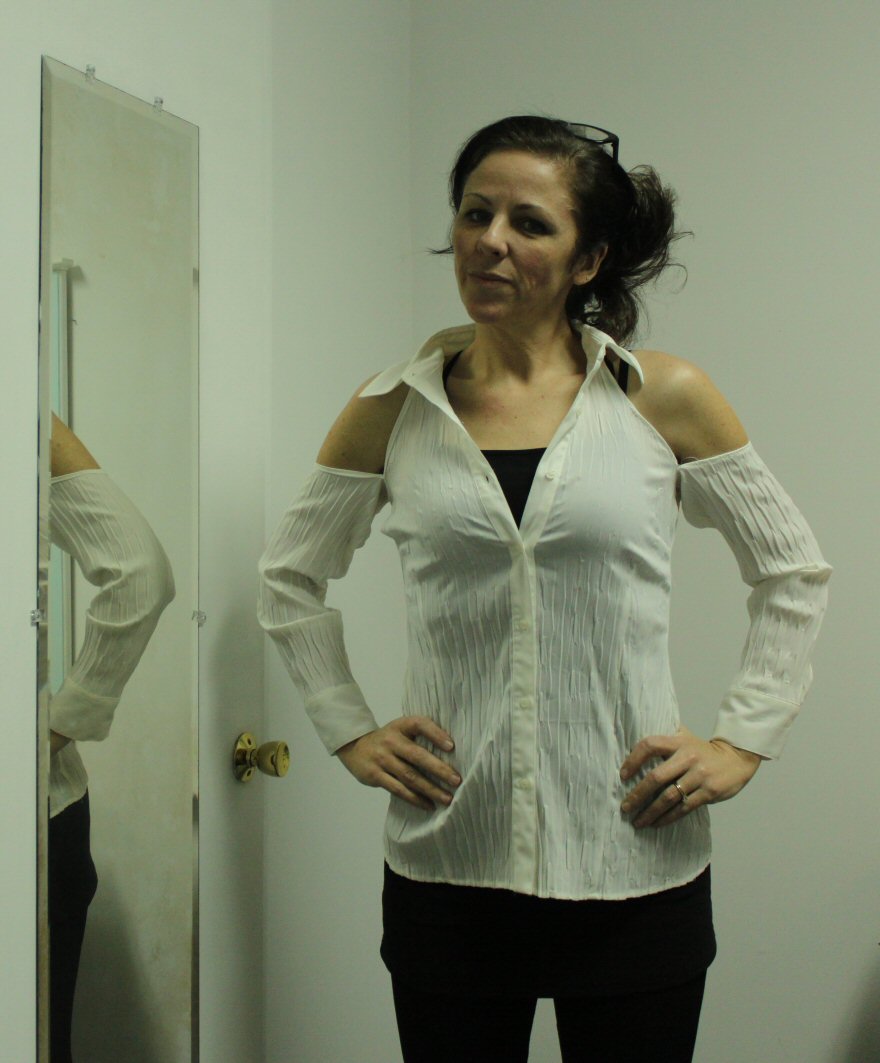 Pixeltrashamania: Shoulder-less Shirt Re-Make From A Thrift Store Find