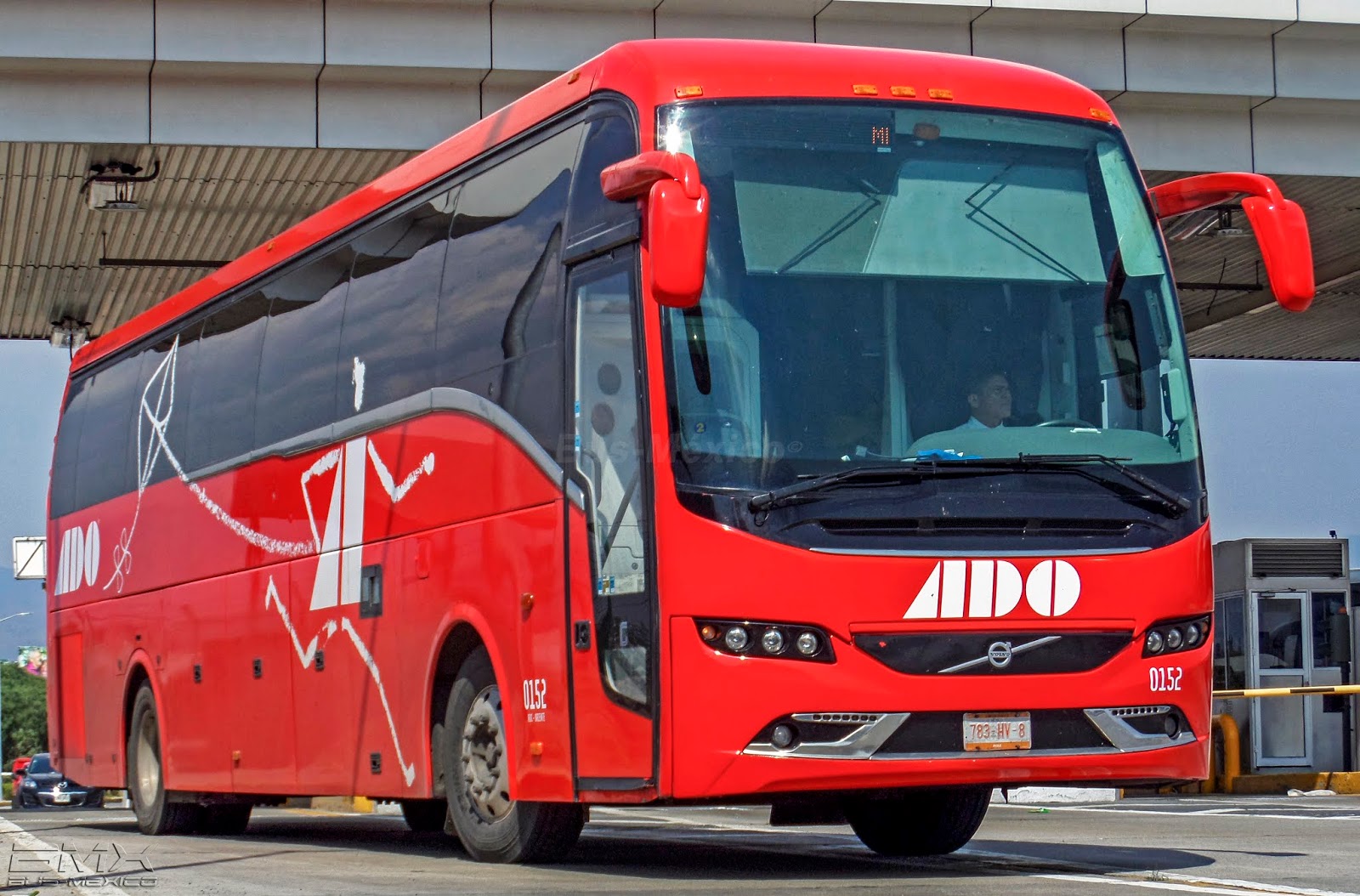 Autobuses del Oriente: ADO - Bus-México