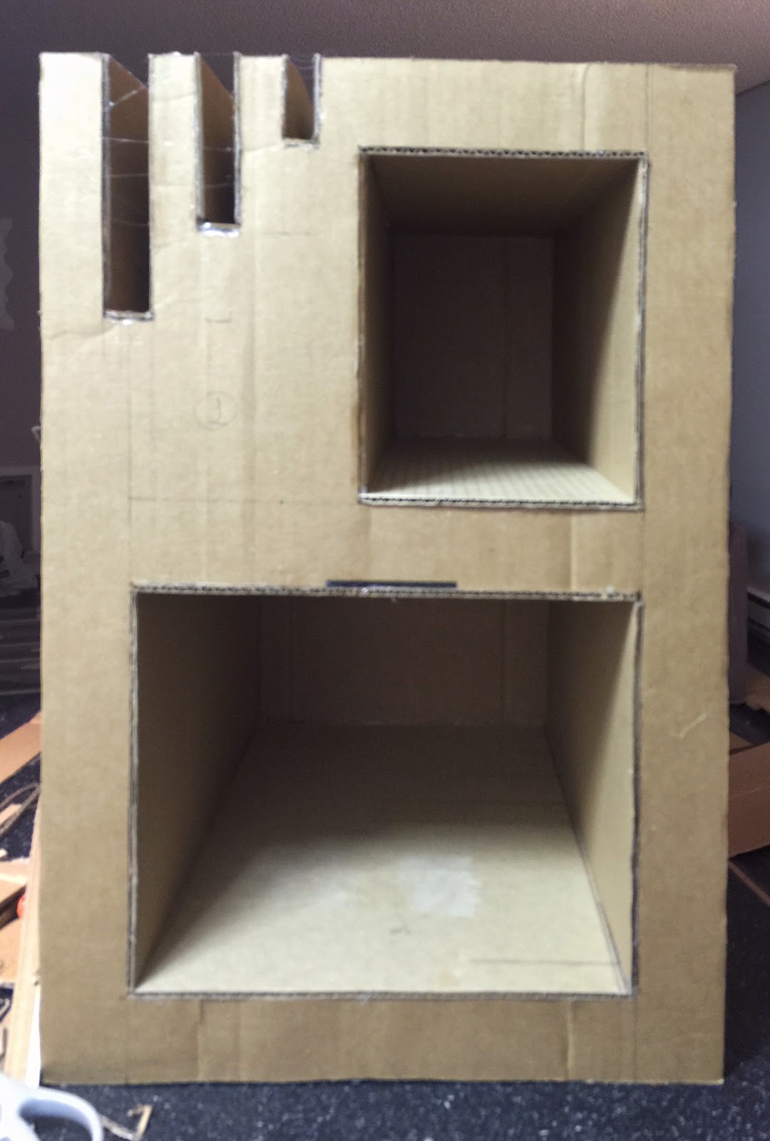 DIY: Cardboard night stand and charging station