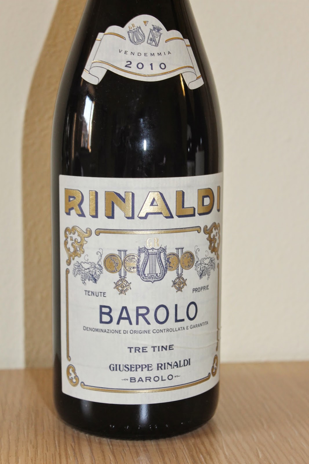 Wine Enthusiast: august 2014