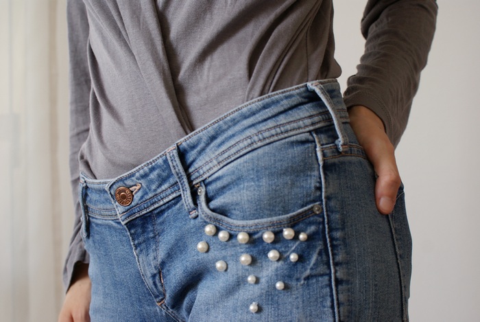 DIY PEARL EMBELLISHED JEANS - Francine's Place Blog