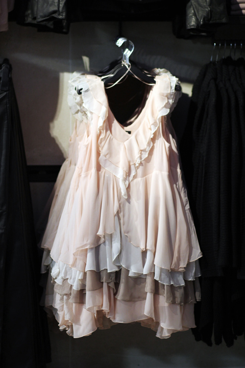 All Things Pretty: Romantic ruffle dresses/tunics...