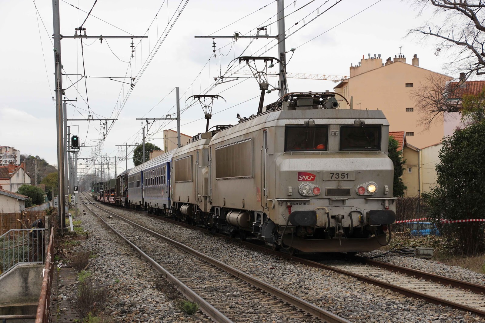 LA PASSION DU TRAIN: Train Militaire du côté de Toulouse par Pierre