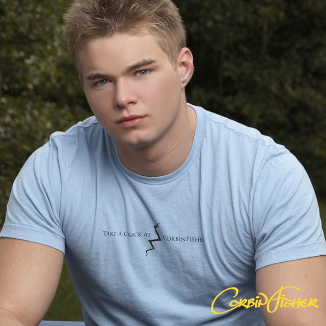 Daily Bodybuilding Motivation: MODEL CONNOR