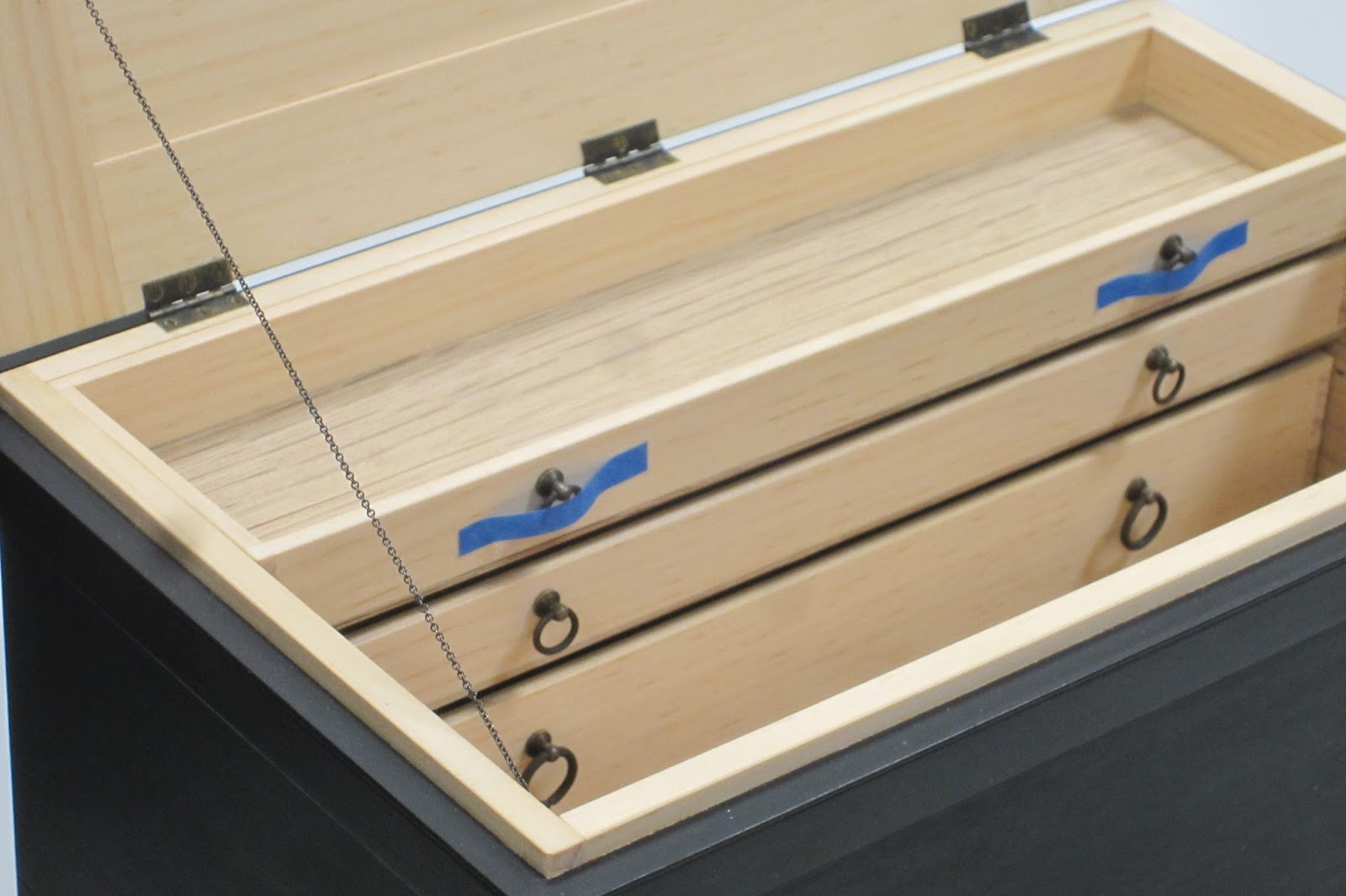 David Barron Furniture: New English Tool Chest Course Complete!