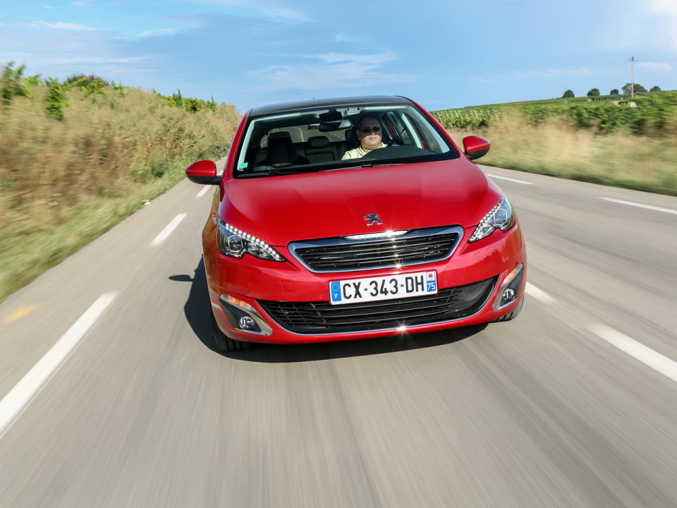 .: 308 HDI 1,6 115 HP (Nueva versión Europea) Prueba (L'Argus Fr)