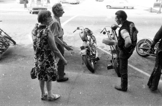 Hells Angels Ride the Big Apple ~ Riding Vintage