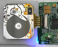 LA INFORMÁTICA DEL FUTURO: EL DISCO DURO