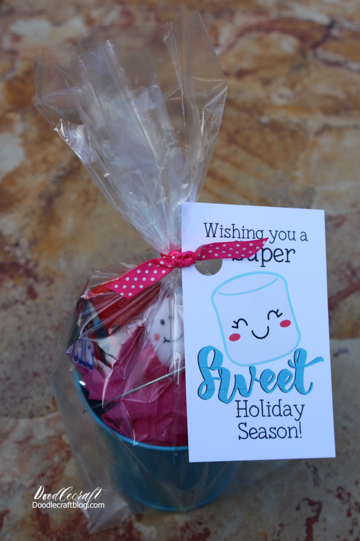 Super Sweet Holiday Treat Bucket with Printables!