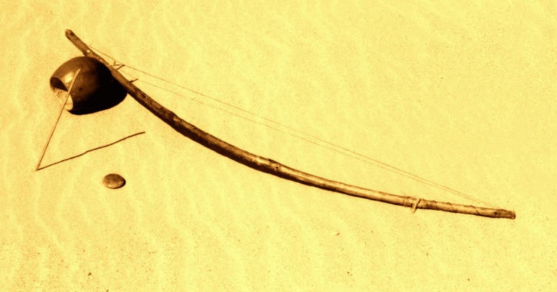 INSTRUMUNDO Instrumentos Musicales: CORDÓFONOS PERCUTIDOS, ARCOS