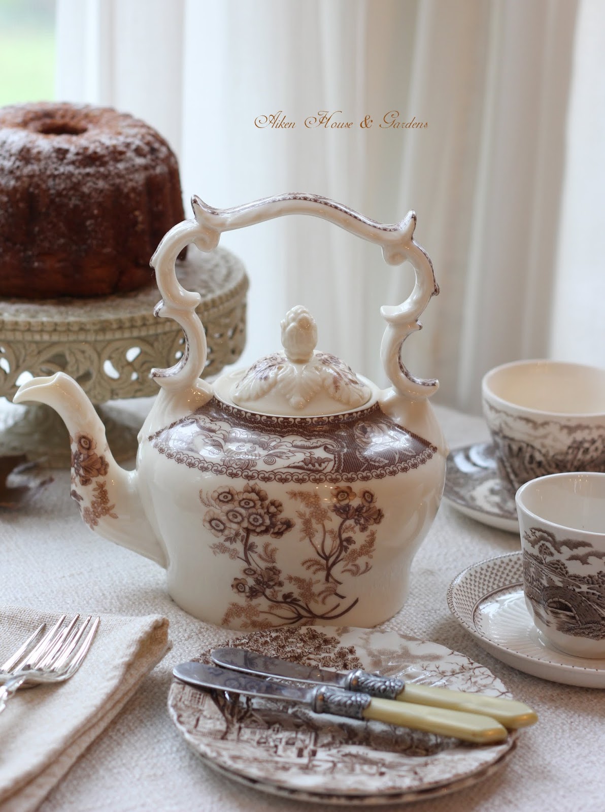 Aiken House & Gardens: Sweet November Tea