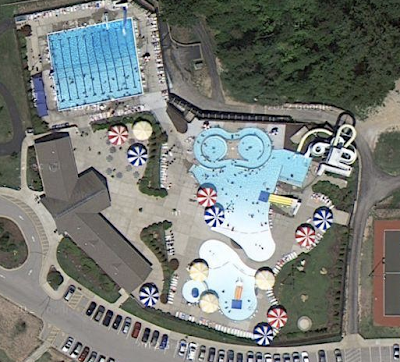 Play St. Louis: Manchester Aquatic Center, Manchester