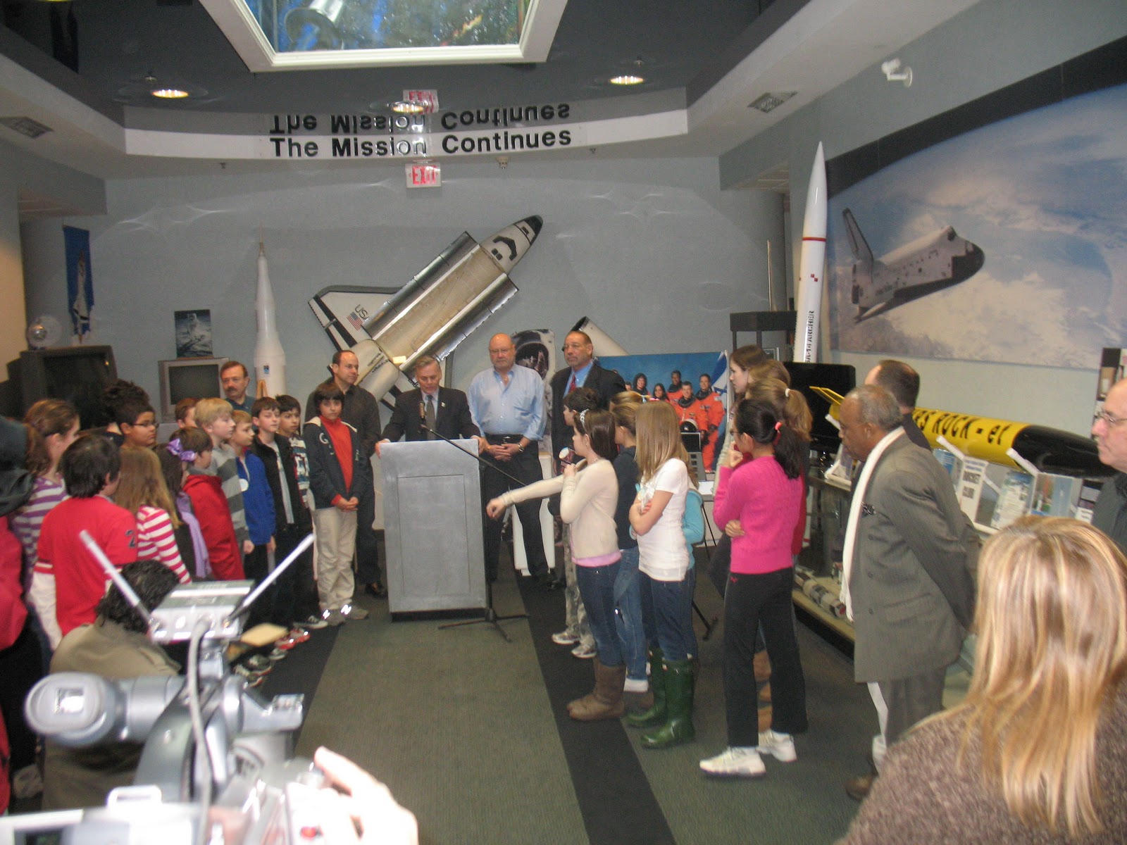 Bronxville Science Department: Sixth Grade Challenger Field Trip
