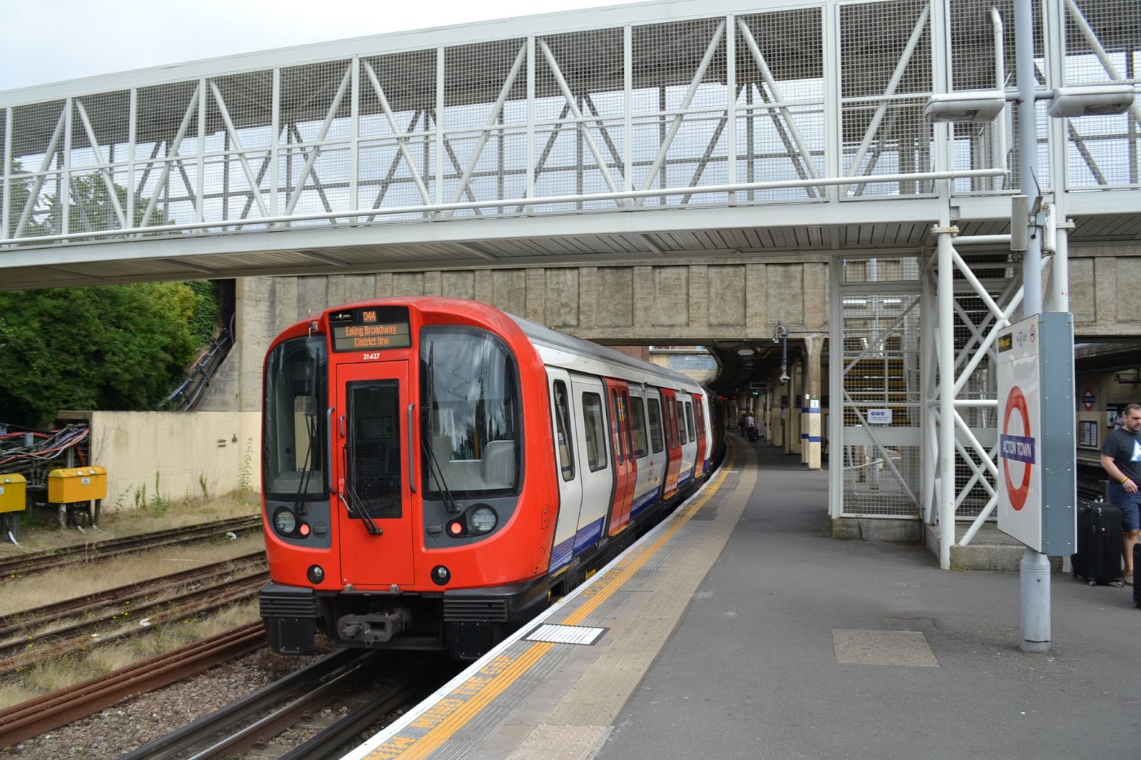 British Diesels and Electrics: London Underground S7/S8 Stock