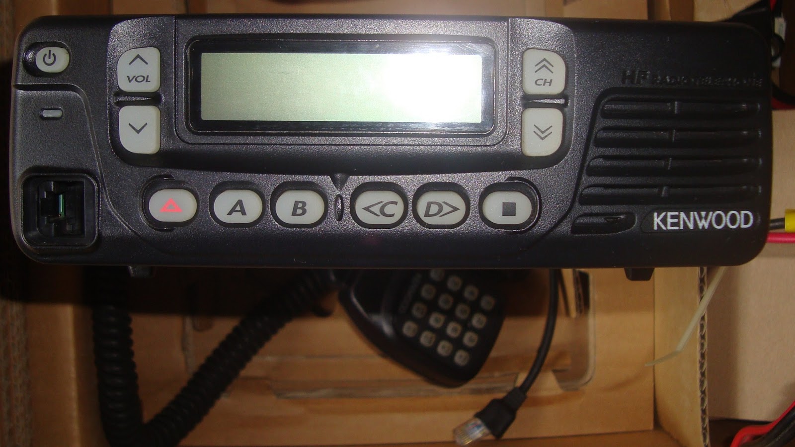 RADIO SELLER: Kenwood TK 90 HF Profesional Transceiver ( Out of Stock)