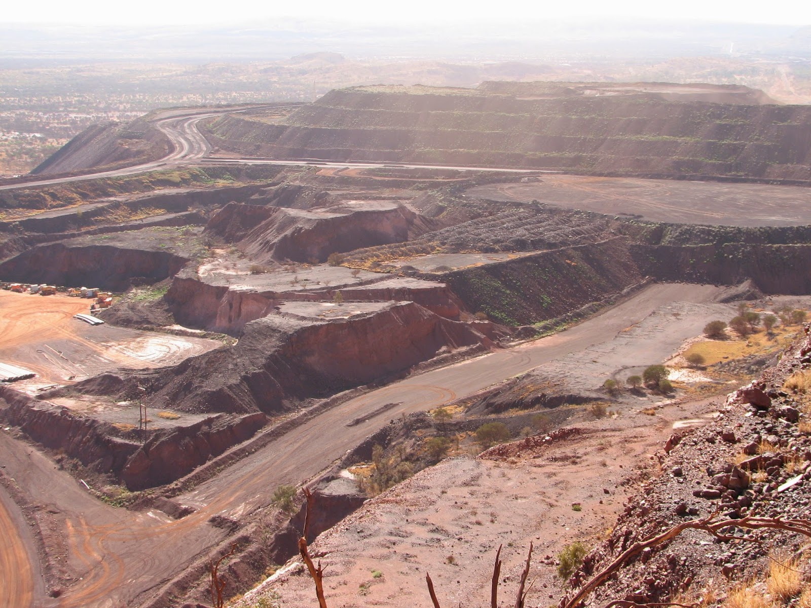 DiNo's Travels Around Australia - 2014/2015/16/17: Day 96 - BHPB's ...