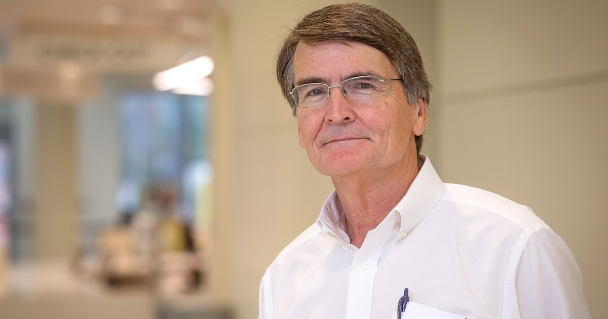 Med School Watercooler: Dr. Swingle Receives 2017 CARES Award