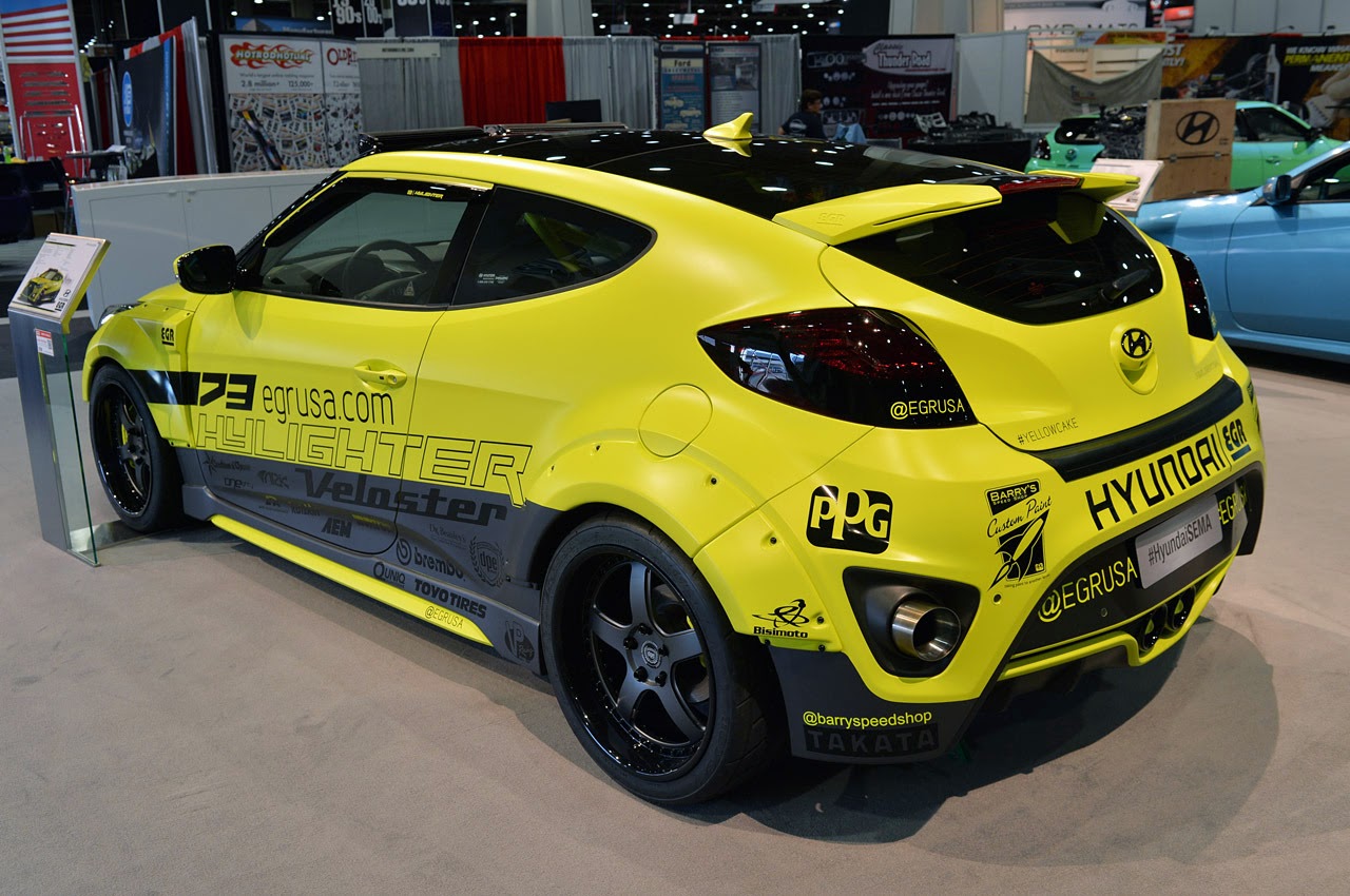 Modified Cars +: Hyundai Veloster Turbo strut their SEMA stuff