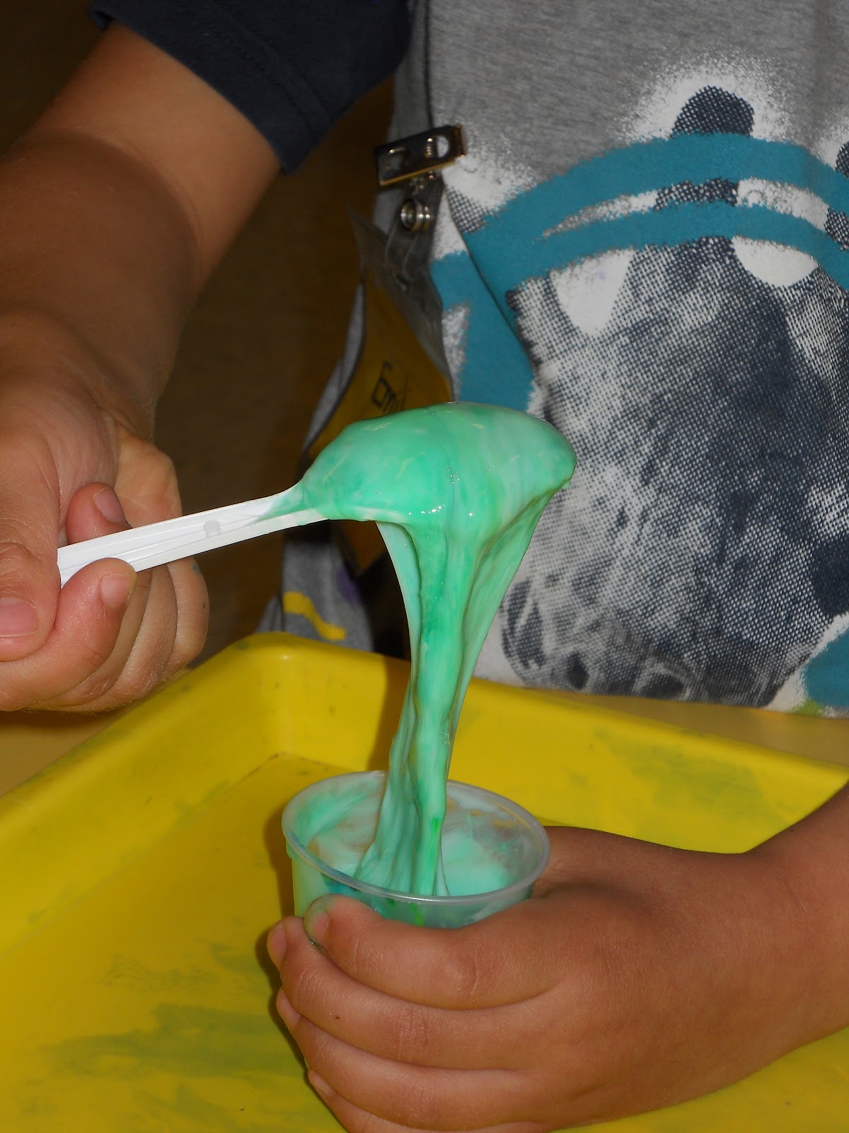 Learning and Teaching With Preschoolers: Mixing Slime