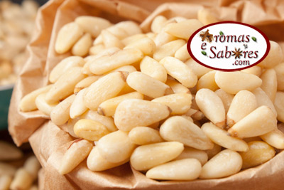 Aromas e Sabores: Pignolis