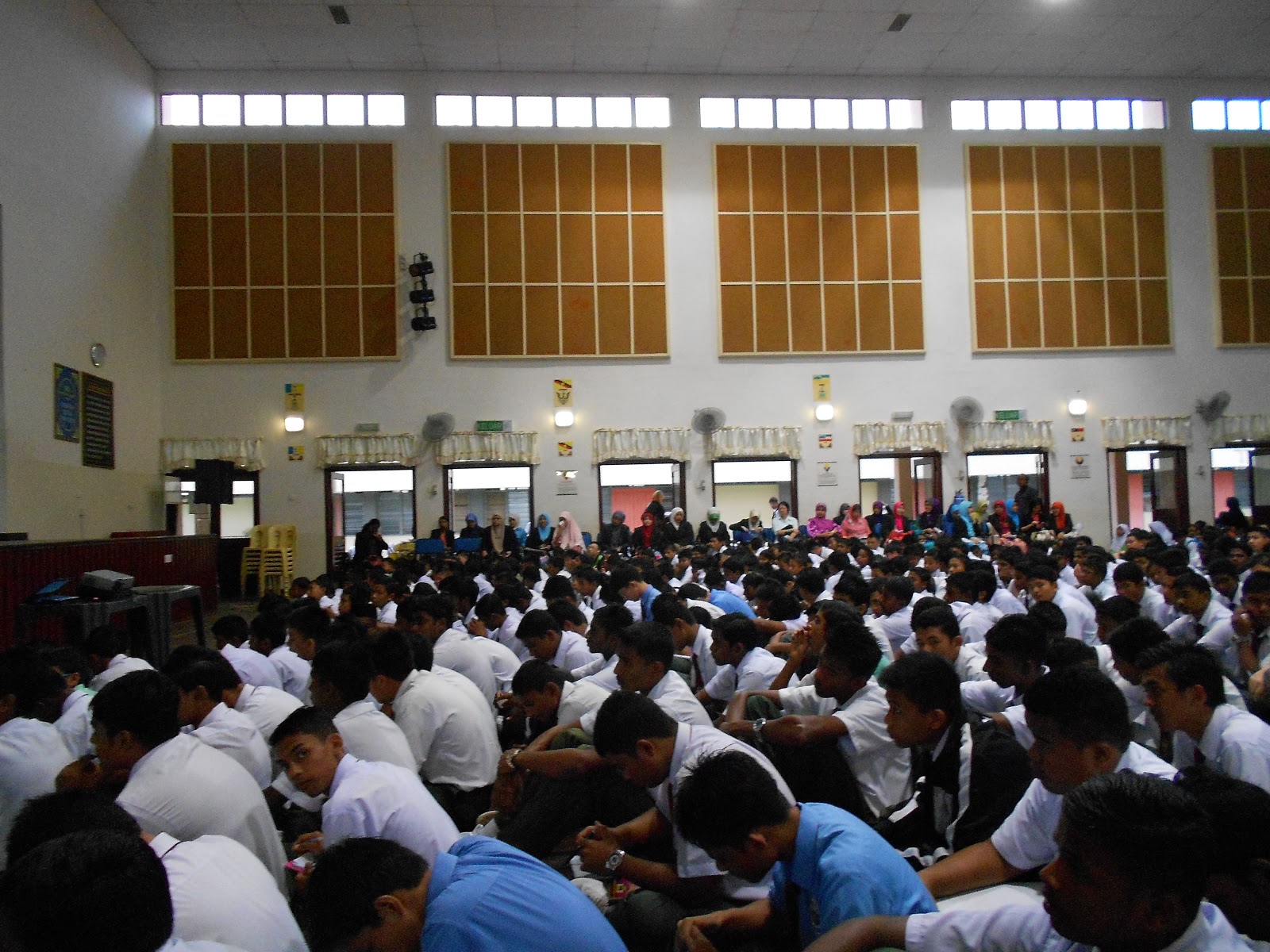 SMK BAHAU, JALAN ROMPIN, 72100 BAHAU