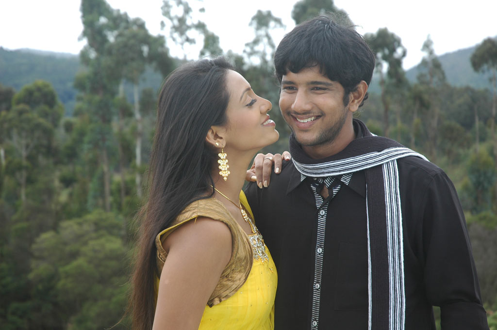 Neengatha Ennam Movie HQ Stills - Hot PHOTOSHOOT Bollywood, Hollywood ...