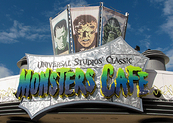 Universal Landing: Universal Studios' Classic Monsters Cafe