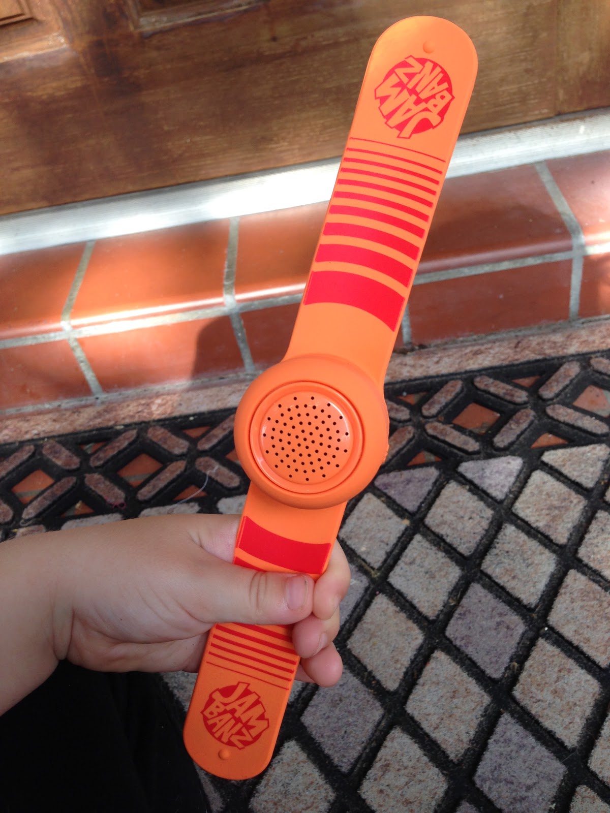 Jambanz Lets You Take Music Everywhere You Go - Outnumbered 3 to 1