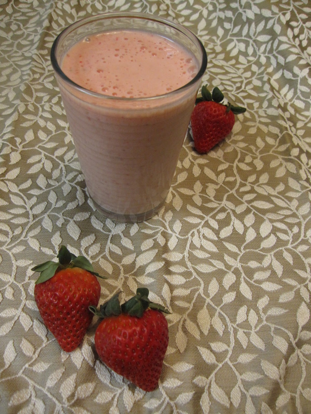 Strawberry Mango Peach Smoothie | A Taste of Madness